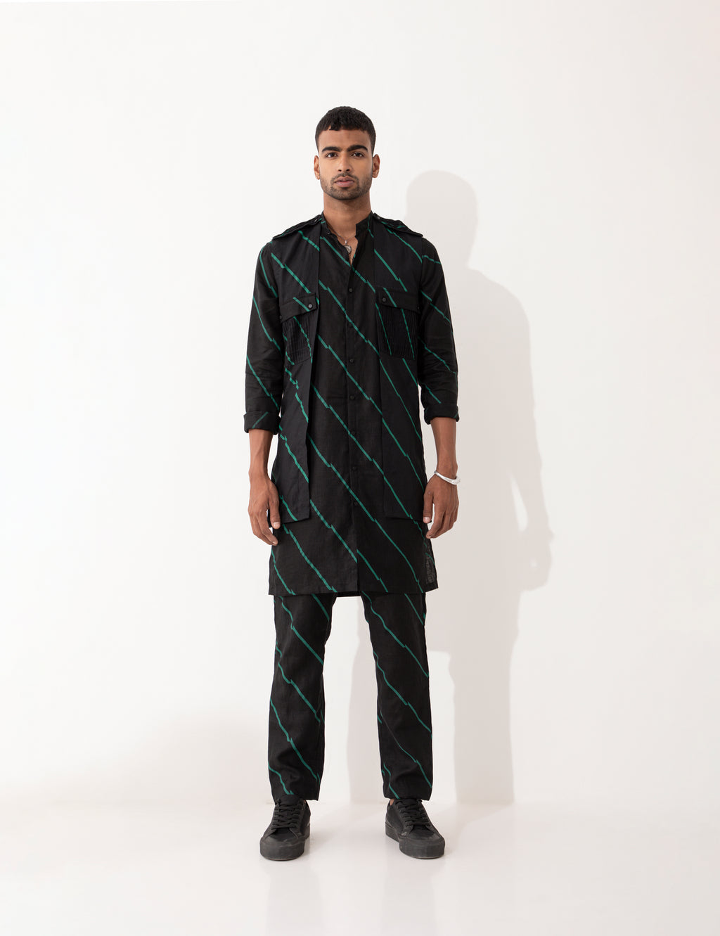 MYLES BIAS BANDI LOOK - BLACK – Son Of A Noble